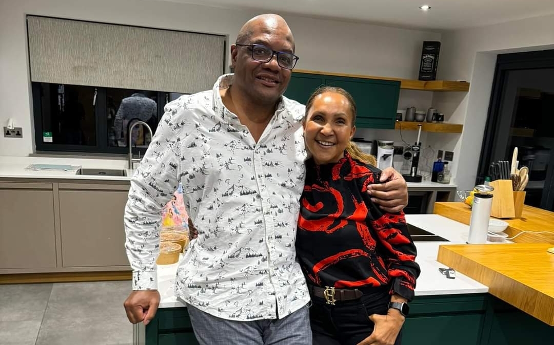 Rozalla Miller visits Chin'ono at his home in Harare - Gambakwe Media